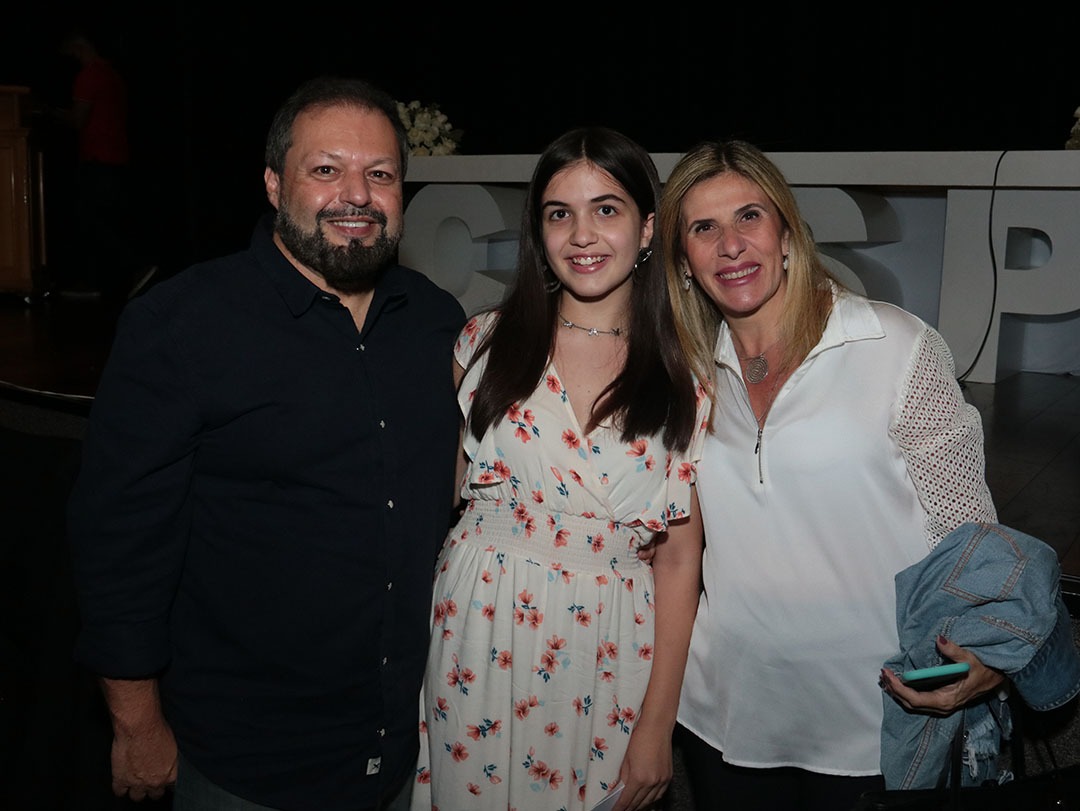 Certificados de Cambridge entregues! - Colégio Jardim São Paulo