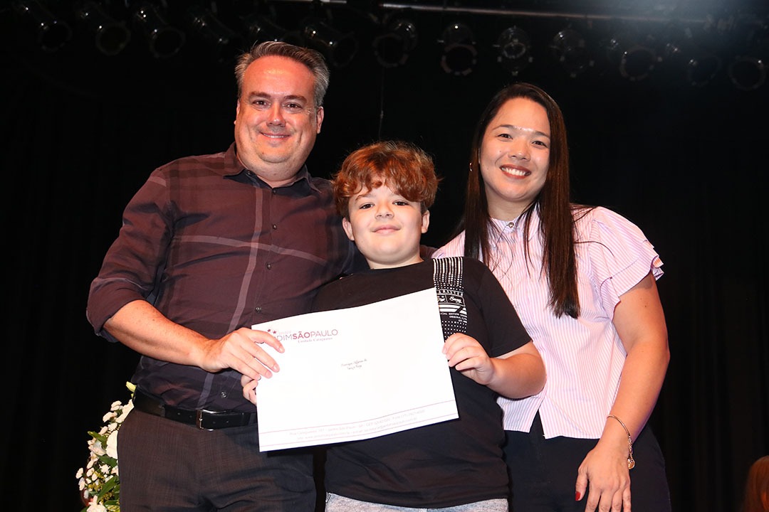 Cambridge: alunos conquistam certificados internacionais